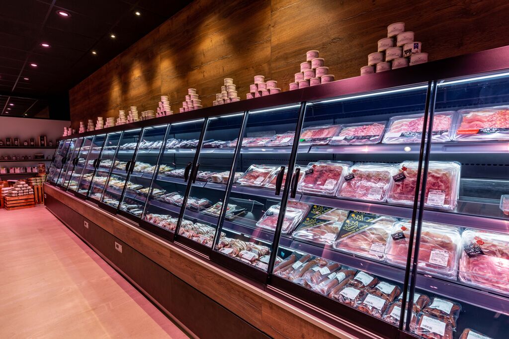 AICHINGER - AICHINGER TopSpot ECOplus: new self-service refrigeration ...